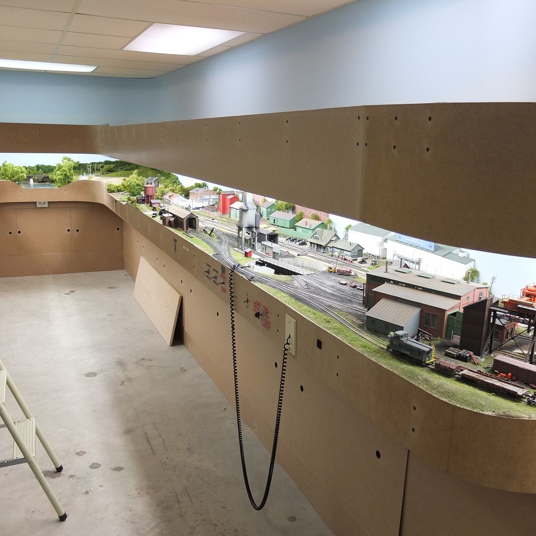 Distance between First level of track and Second level - Layouts and layout building - Trains ...